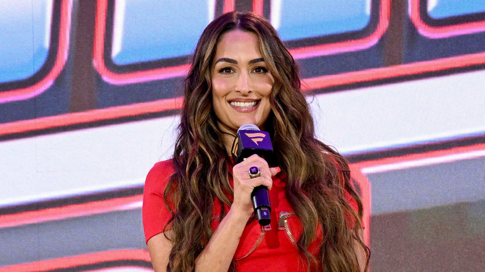 Nikki Bella de WWE explica cómo Chelsea Green se metió bajo su piel