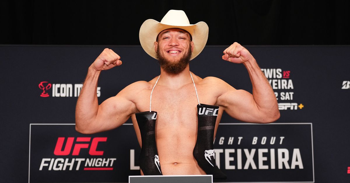 Valter Walker de UFC Nashville habla