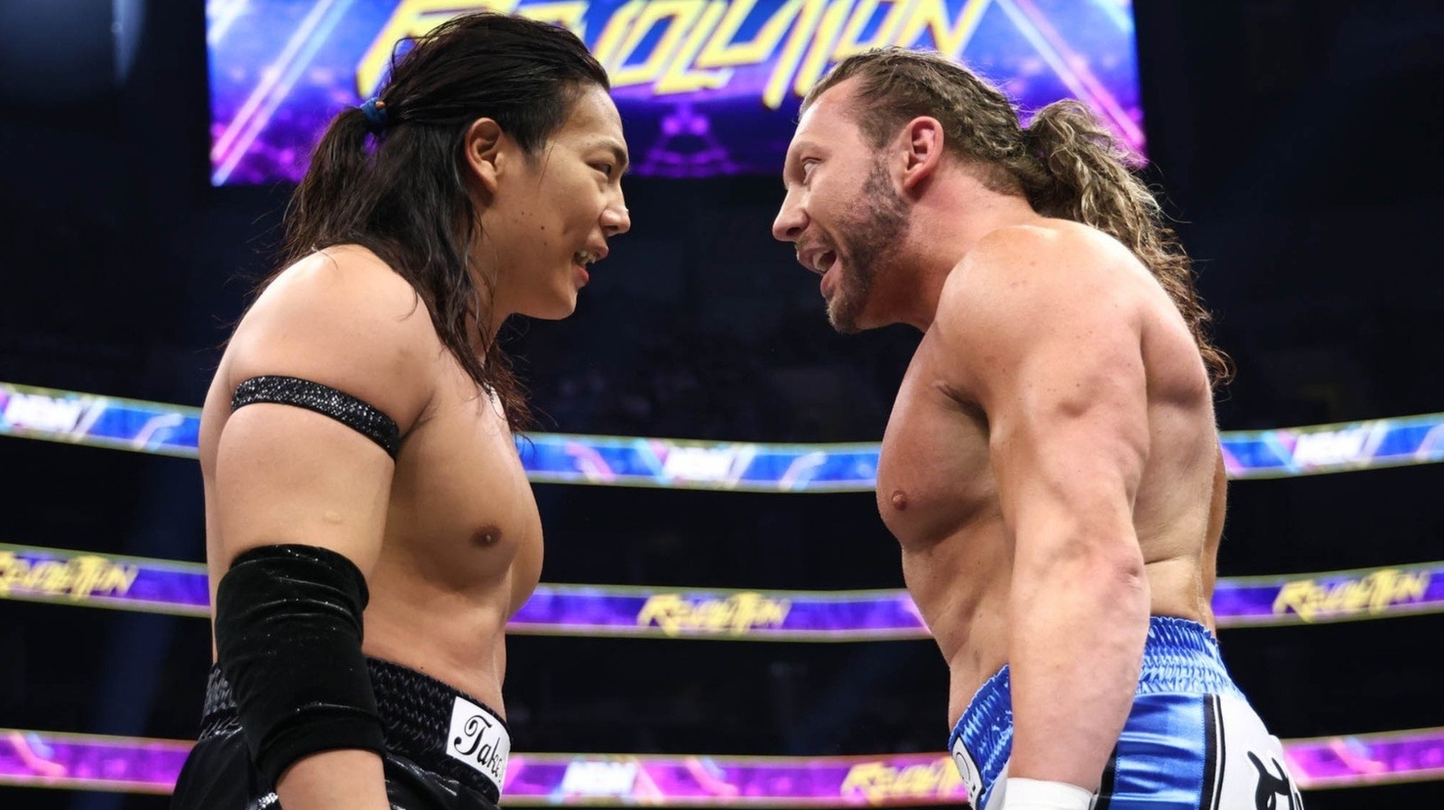 Cómo Kenny Omega dice AEW Revolution Match vs. Takeshita podría haberse perdido en Shuffle