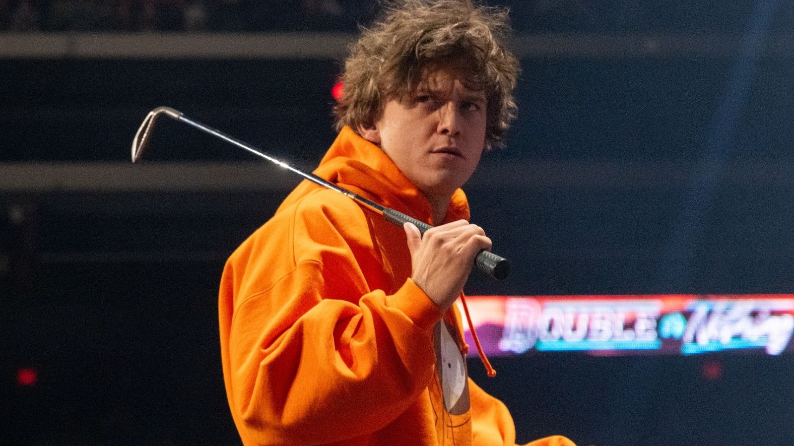 Hook hace una sorpresa a un regreso en 2300 Arena