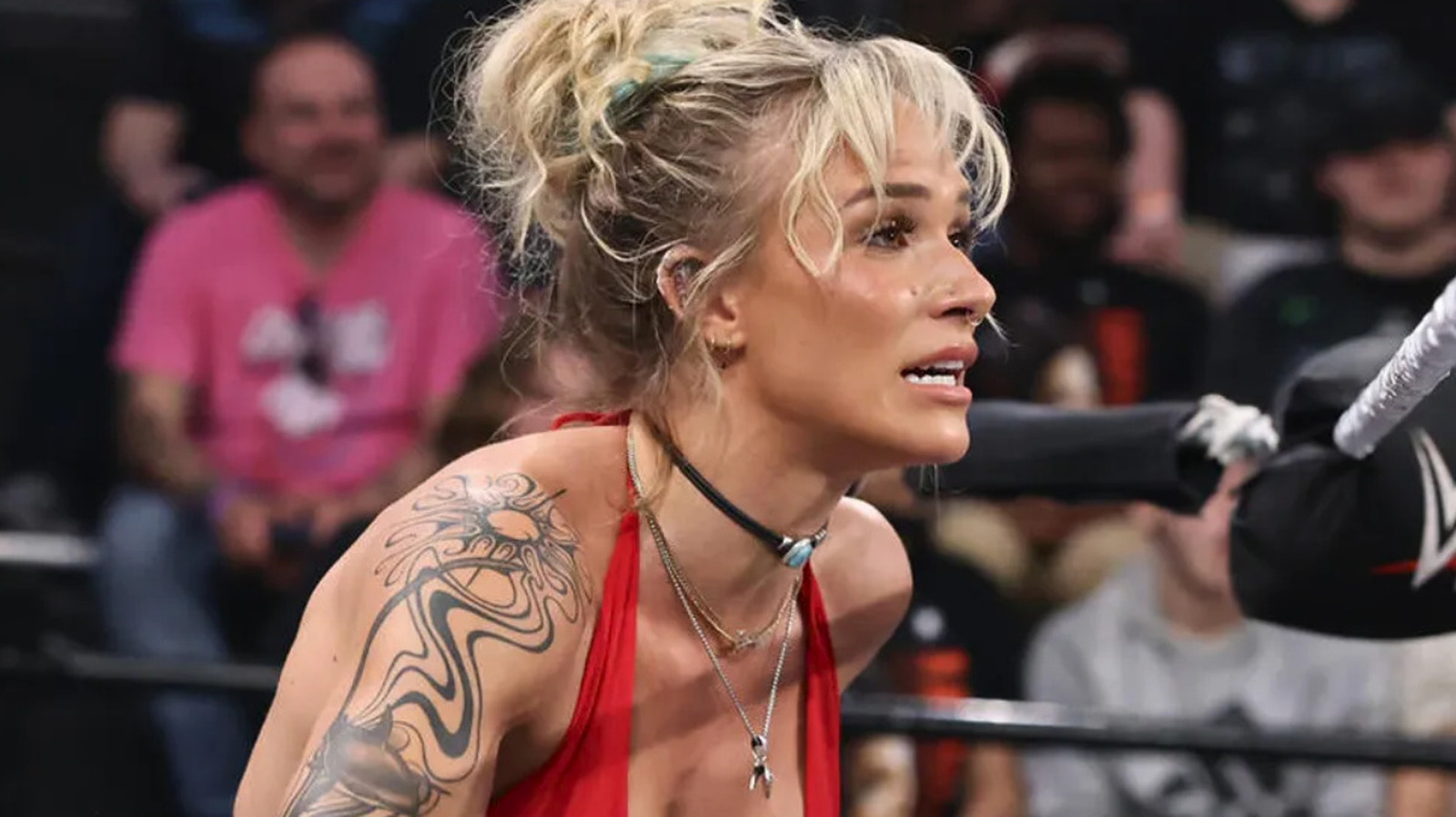 Sol Ruca está 'tratando de ponerse al día' a pesar de no ver la lucha ...