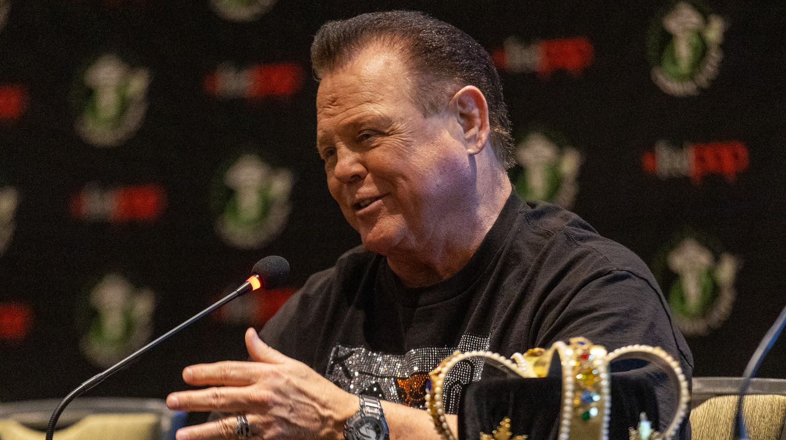 WWE Hofer Jerry Lawler se retira de las próximas apariciones debido a ...