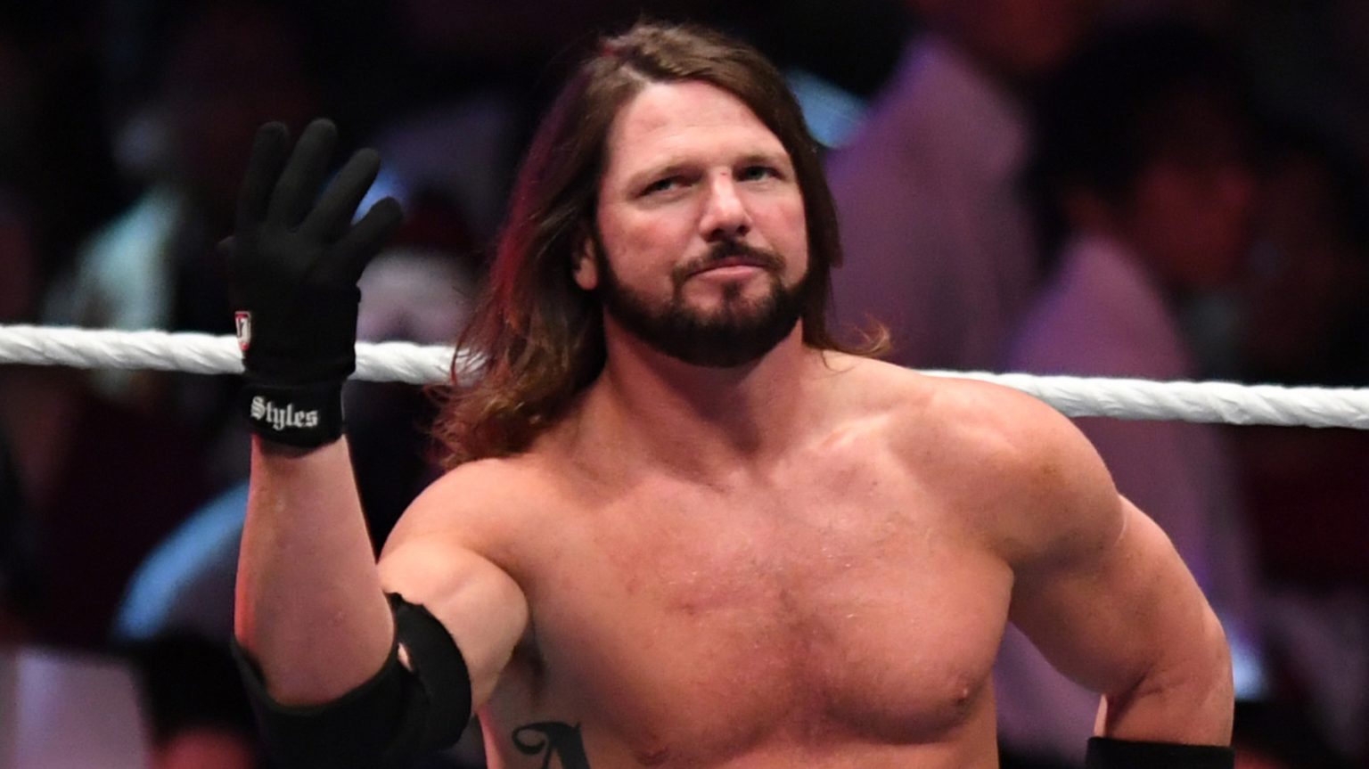 AJ Styles comenta sobre WWE Crown Jewel TNA Gear y la introducción ...