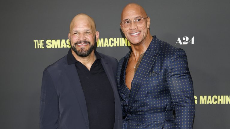 Dave Meltzer evalúa la precisión de The Smashing Machine, protagonizada ...