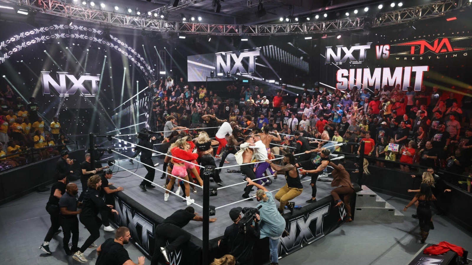 Informe de audiencia e calificaciones de WWE NXT: 30/09/25