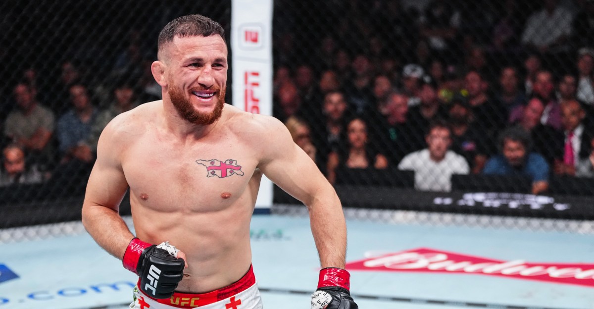 Merab Dvalishvili y Alexandre Pantoja son grandes favoritos en UFC 323